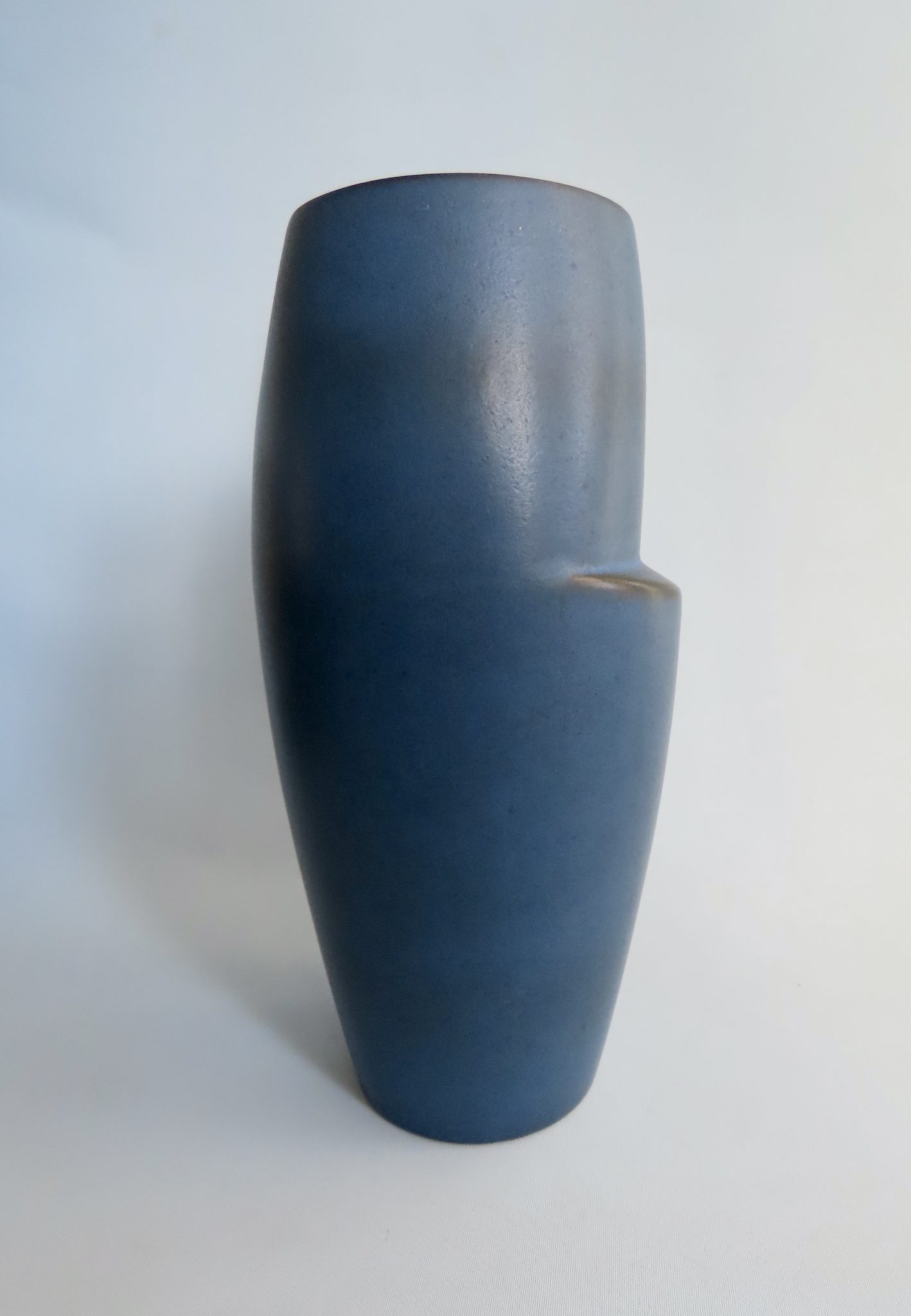 Cor Unum – aardewerk design vaas – jaren ’70 – Wilhelmina Dutch